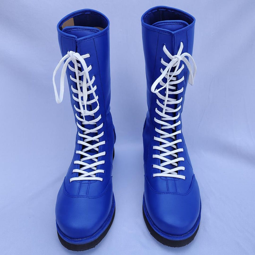 Botas de luta de couro feitas à mão: calçados profissionais azuis com ...