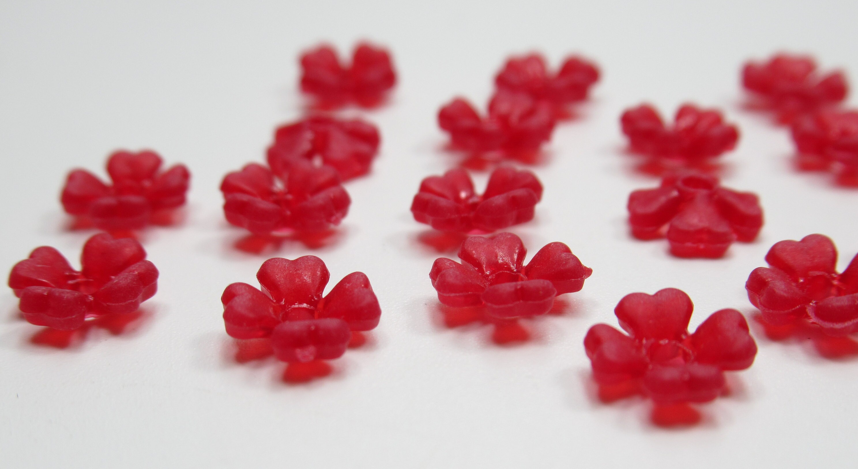 Red Flower Beads 6mm Flower Pendants 4 Petal Acrylic | Etsy