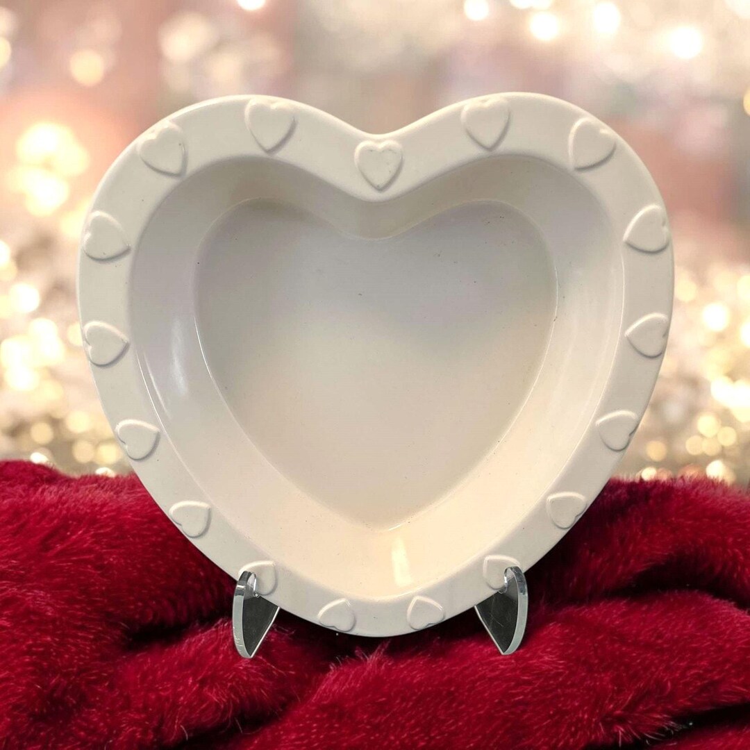 Vintage Chantal White Ceramic Deep Heart Baking Dish Designed in USA 1 ...