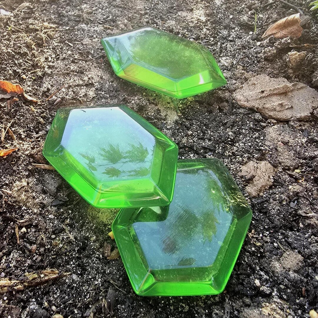 Resin Green Rupee - Legend of Zelda - Handmade - Etsy