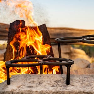 Handmade Horseshoe Dutch Oven Trivet – 2 Height Options – Cast Iron ...