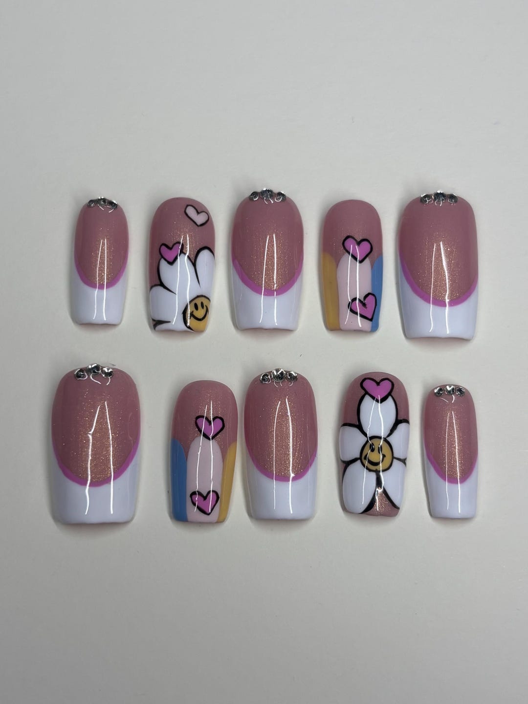 Smiley Flower Press-on Nails With French Tips and Hearts | Medium ...