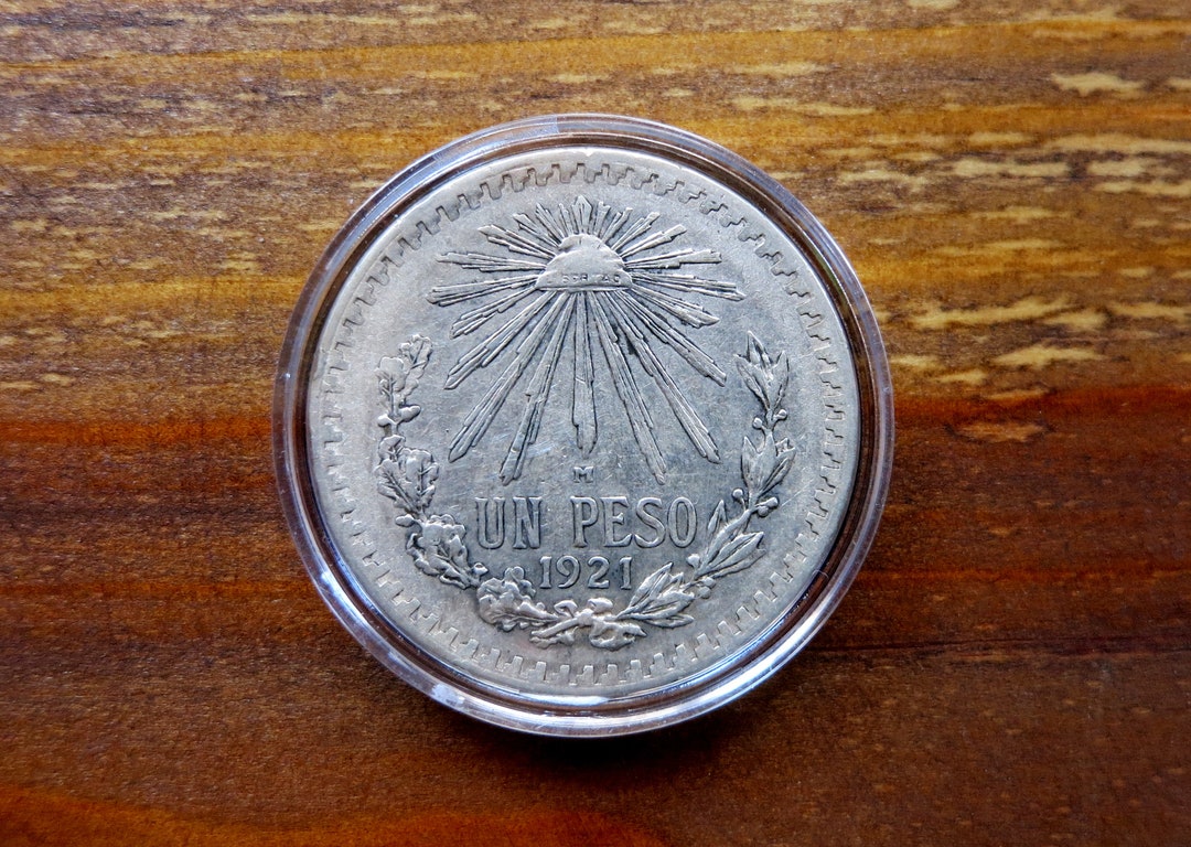 Mexican Coin 1 One Peso Year 1921 Resplandor. Mintage of Only 5,980,000 ...