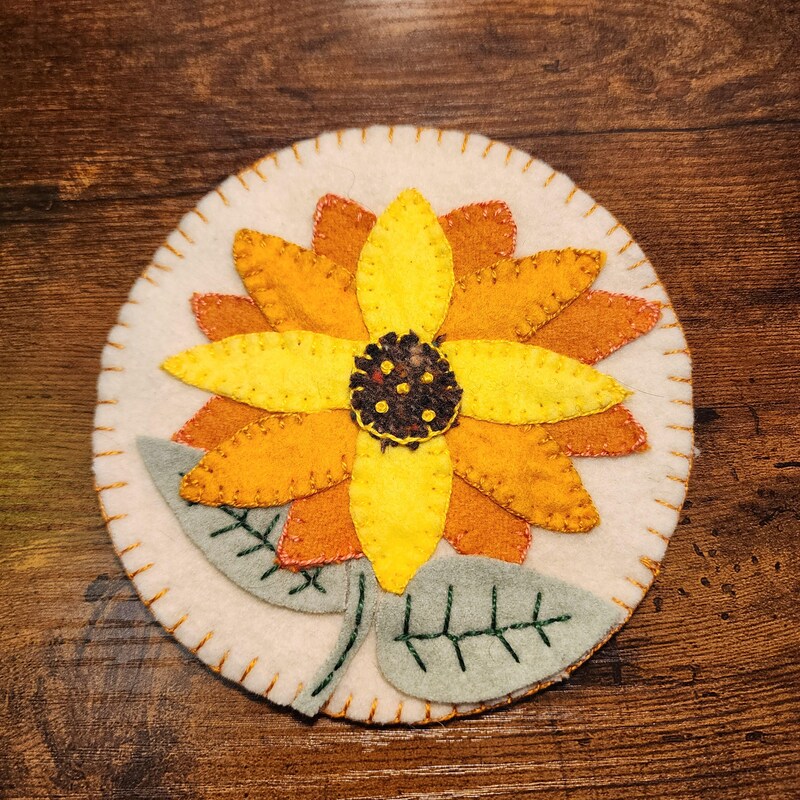 Sunflower Penny Rug - Etsy