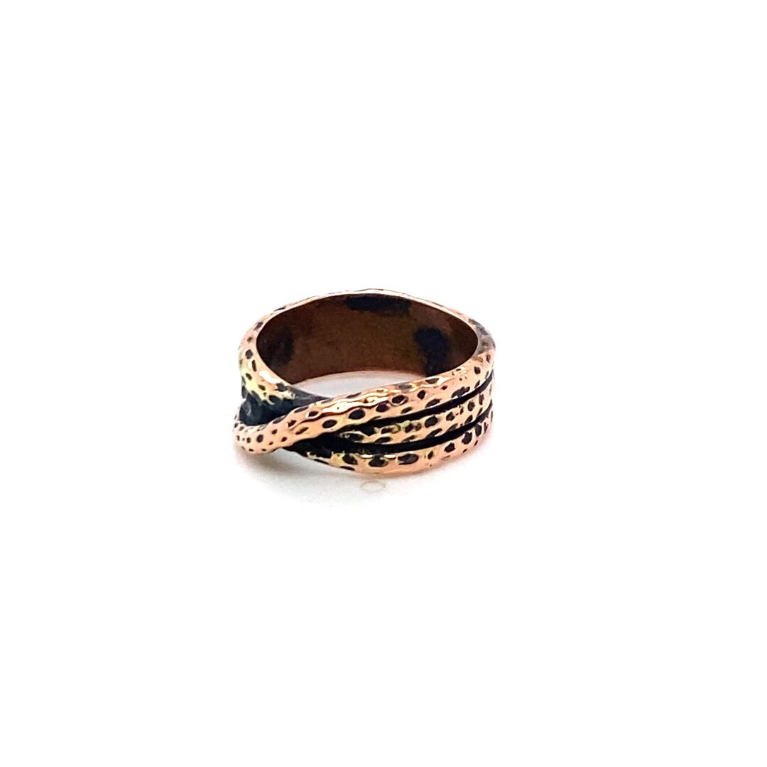 Vintage Copper Ring With Hammered Texture and Cross Over Band for ...