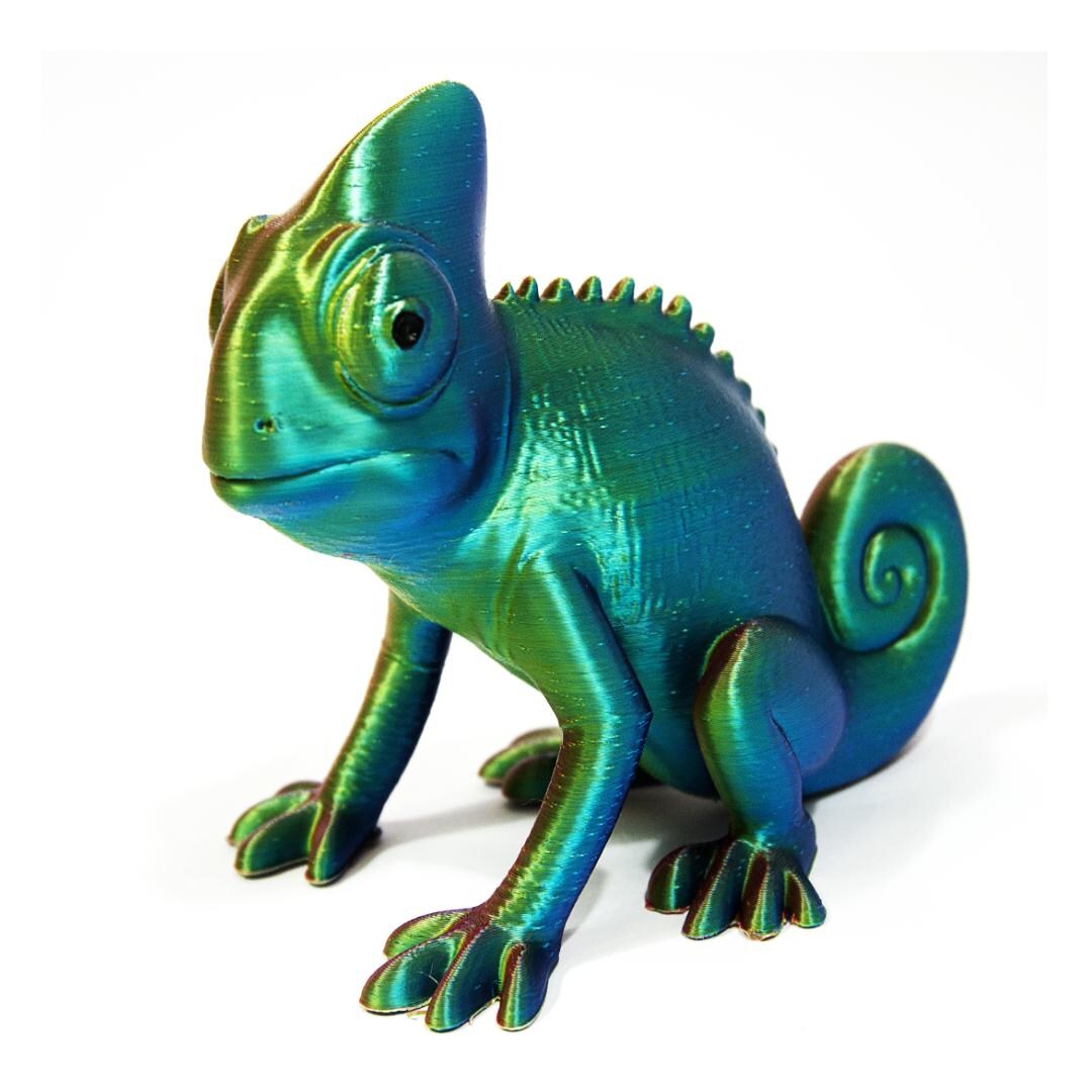 Iridescent 3D Printed Chameleon Figurine: Eco-friendly Bioplastic Decor ...