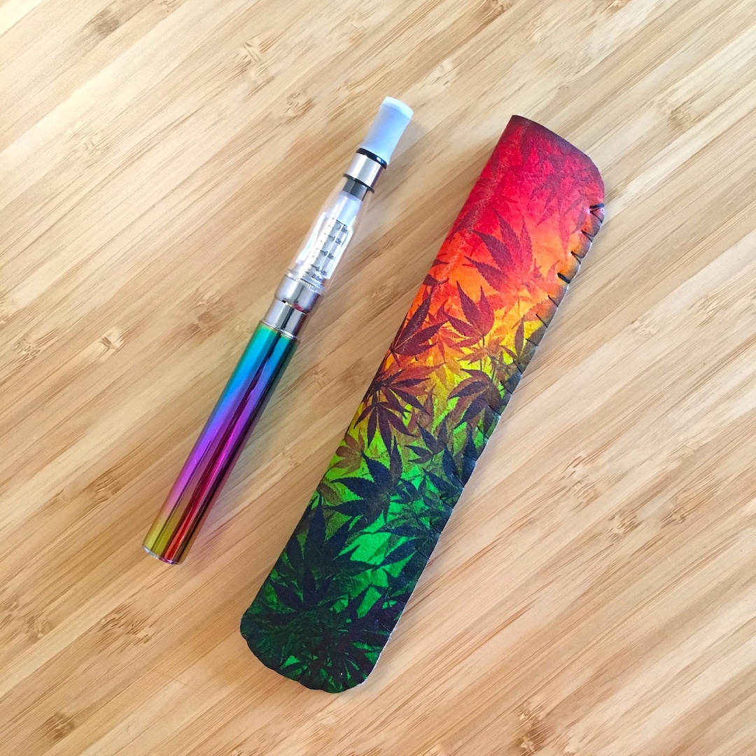 Cannabis Weed Leaf Vape Case, VAPE Pen Holder With Keyring for Lanyard ...