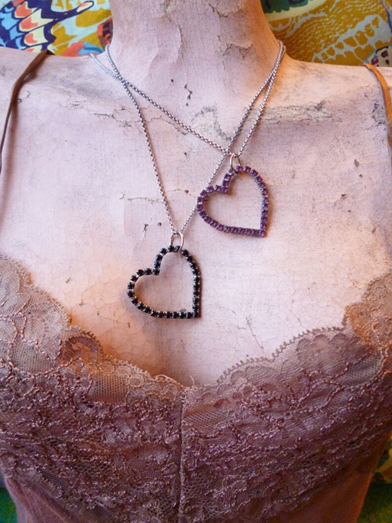 Sparkling Hearts // Vintage Rhinestone Heart Necklace in Jet | Etsy