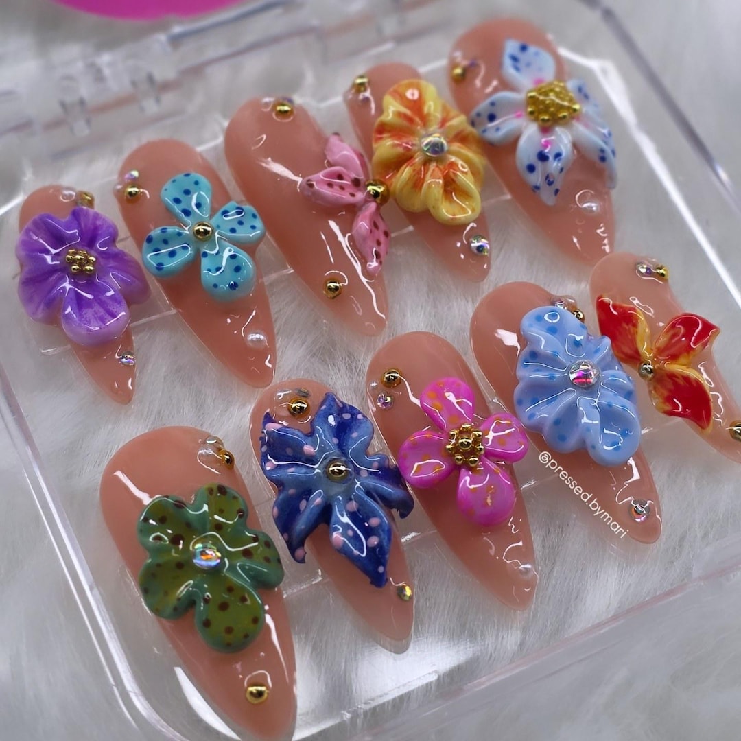 Island Bloom, Press on Nails, Nails - Etsy
