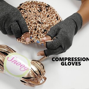 Compression Gloves for Knitter & Crocheter, Joint Pain Relief Gloves ...
