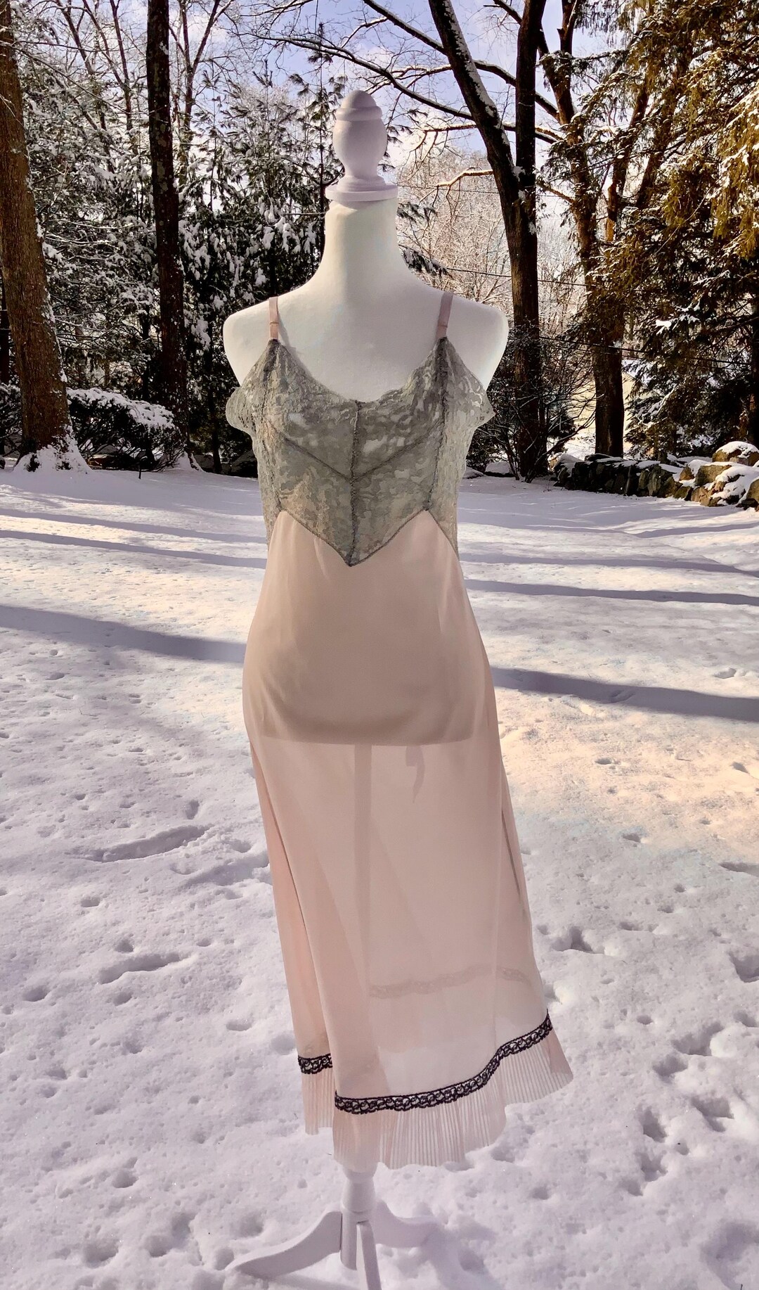 Late 1930s Myra Joy Nylon Slip Dress With Sage Lace Bodice | Art Deco ...