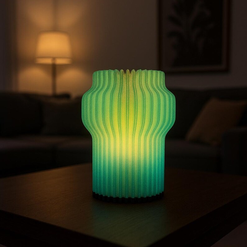 Sculptural 3D Printed Lamp With Ribbed Outer Shade – Fuzzy Skin ...
