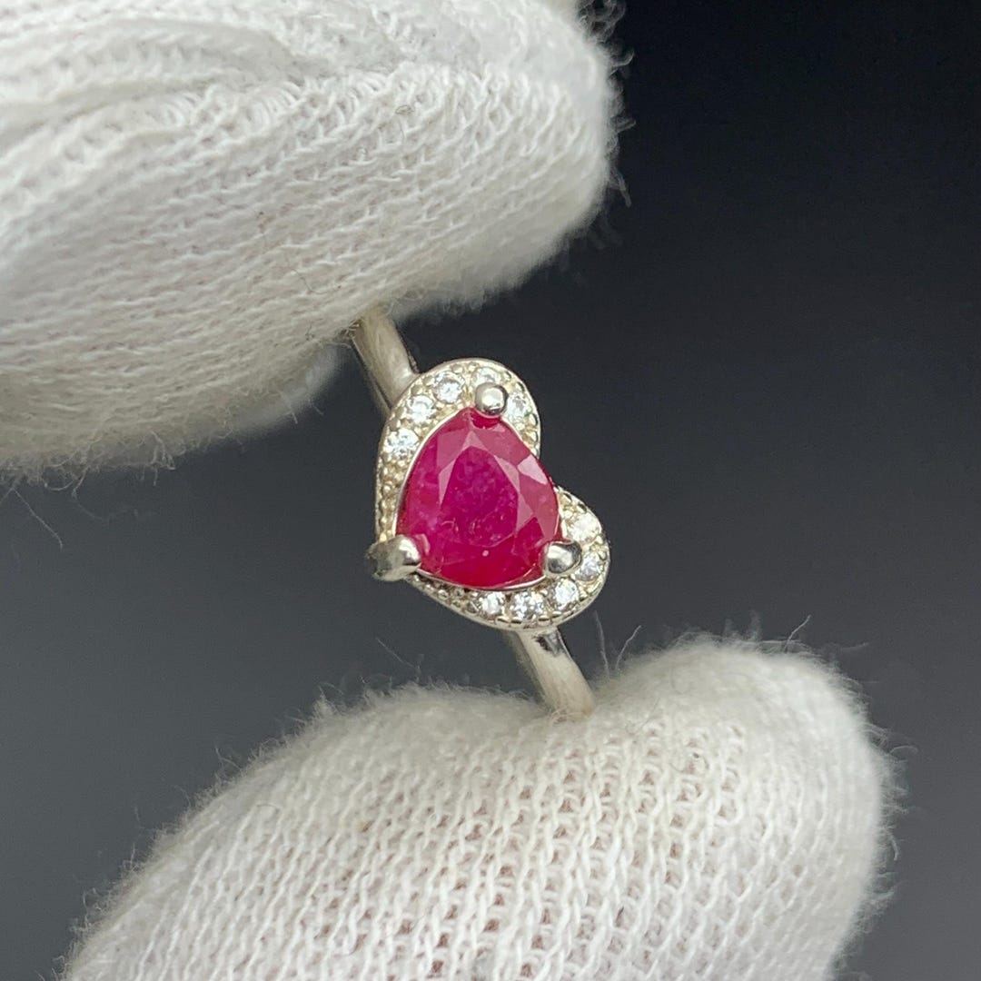 Heart Ruby Ring in Silver – Zircon Halo, Valentine's Gift - Etsy