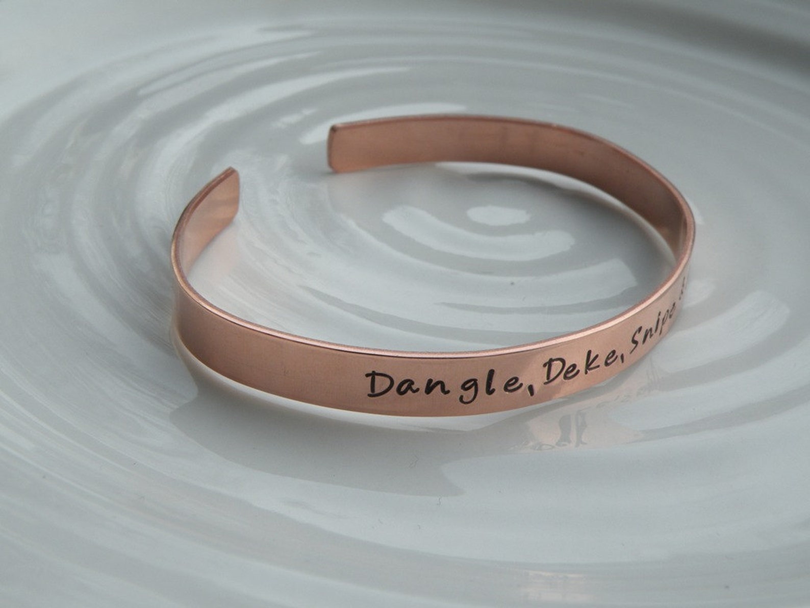 Dangle Deke Snipe Celly Hockey Bracelet - Etsy