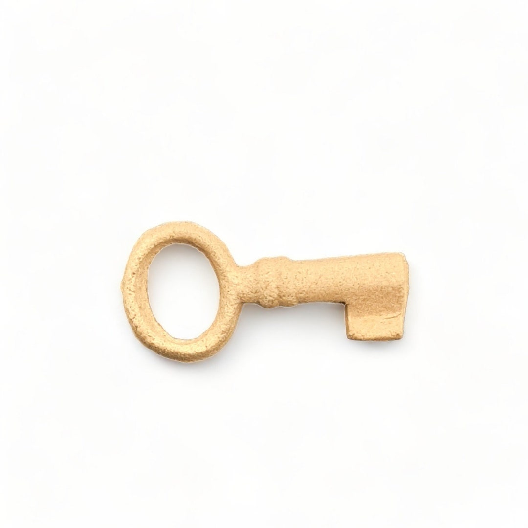 6 Pcs Wood Carving Decorative Key 3.1cm. X 1.3cm. - Bending Model ...