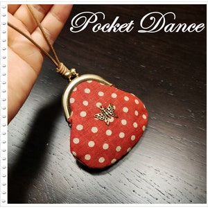 Butterfly Small Kiss Lock Coin Purse, Ring Pouch, Red Dots Wallet ...