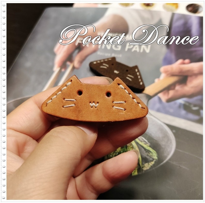 Handmade Leather Cat Corner Bookmark: Gift for Book Lovers - Etsy