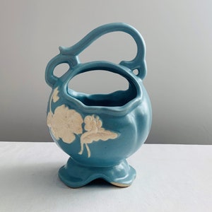 Vintage Blue WELLER Cameo Ware Art Pottery Pot Footed Magnolia Blossom ...