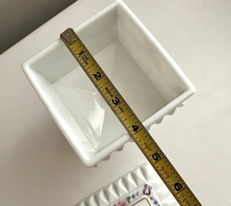 Mid-century Westmoreland Milk Glass Cake Box: Hand-painted Roses - Etsy