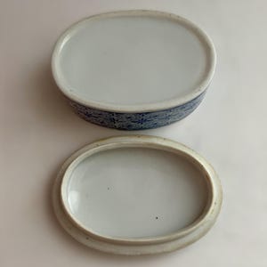 Vintage Ceramic Covered Box Oval Porcelain Ceramic Blue and White ...