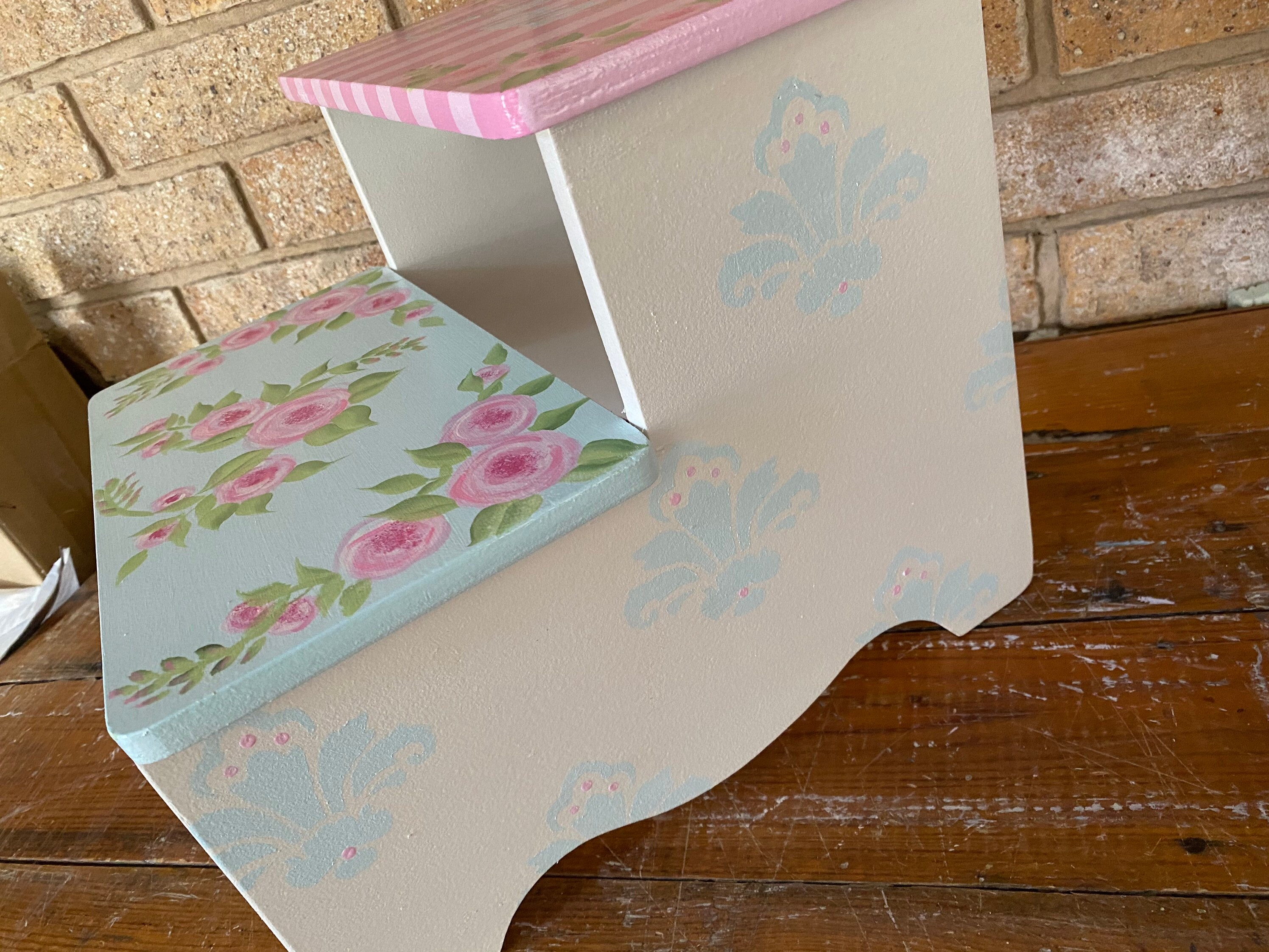 Kitchen Stool, Flowers Boho, Vintage Roses, Navy Blue Roses, Bathroom ...