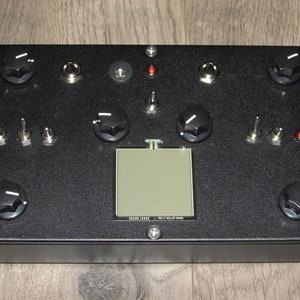 2 Oscillator Drone Box With Touch Sensor + External Input / Wave Shaper ...