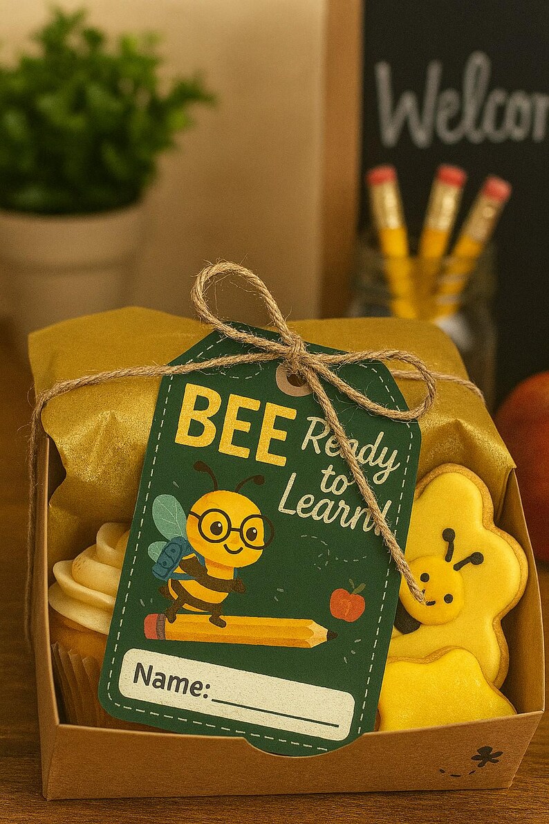 Bee Classroom Name Tags Printable: Back to School Student Gift Labels ...