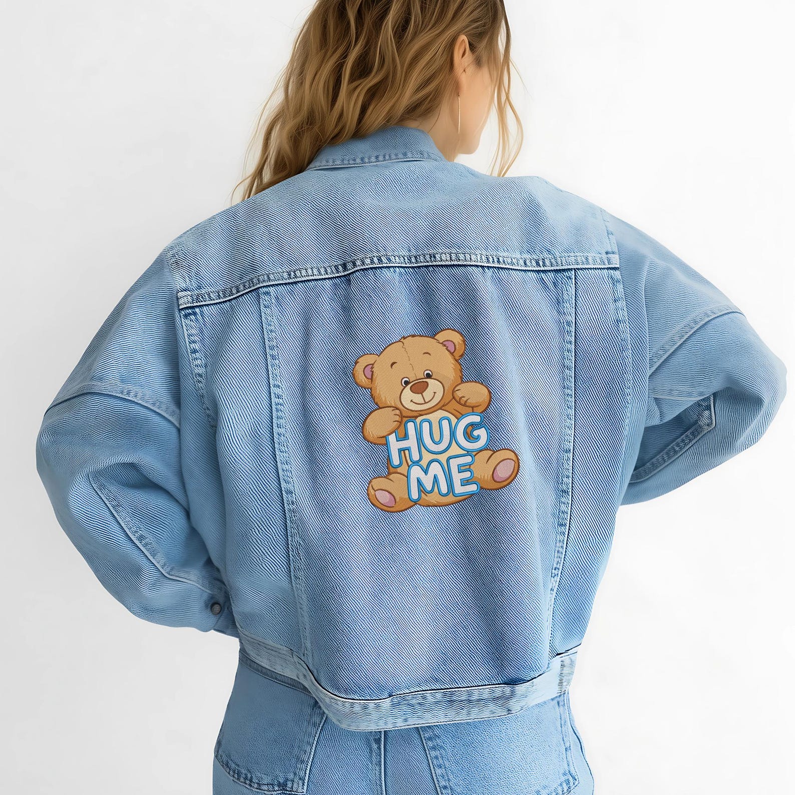 Hug Me Teddy Bear Embroidery Design, Eddy Bear With Bow Embroidery File ...