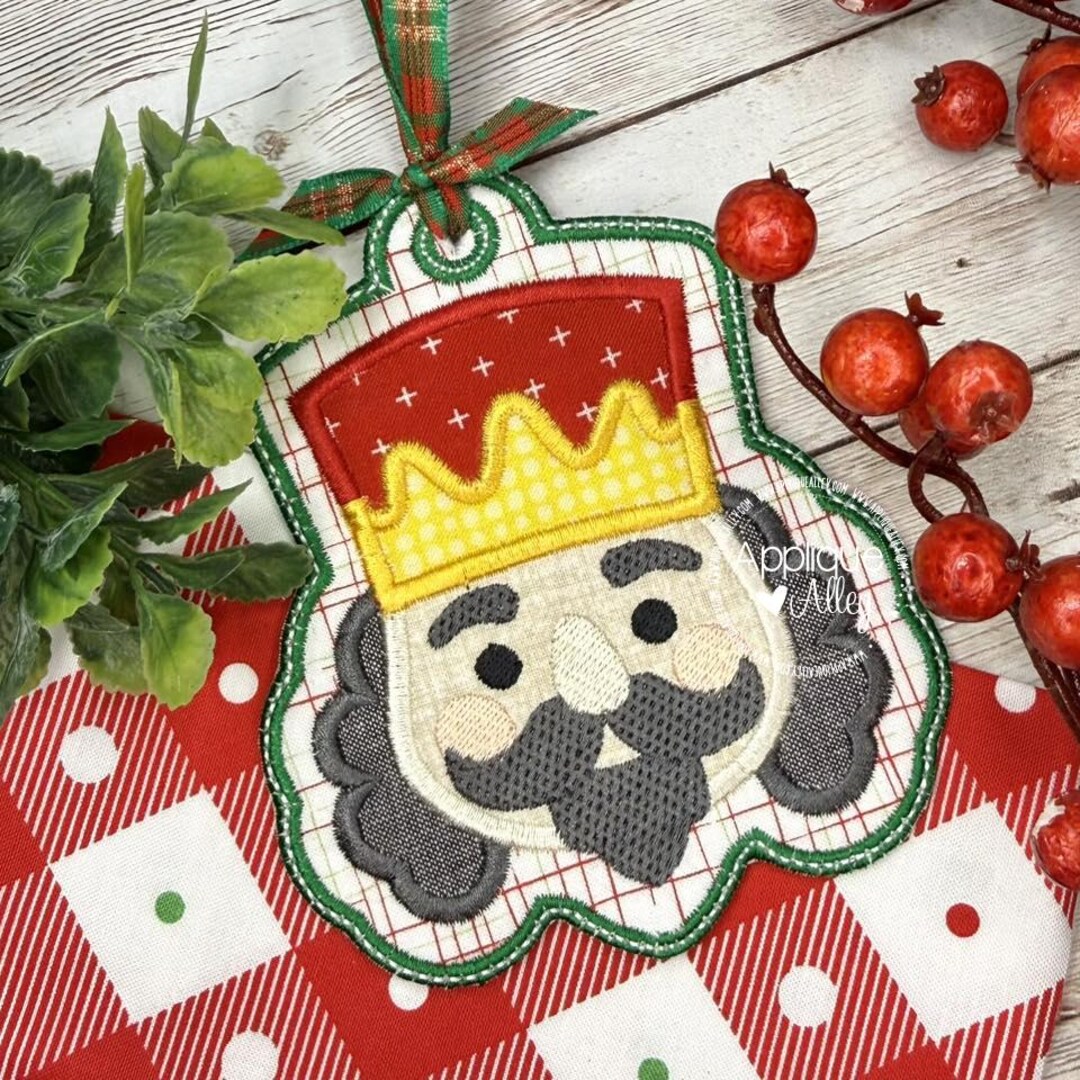 ITH Bag Tag Prince Pecan Nutcracker - Shaker Friendly - Digital ...