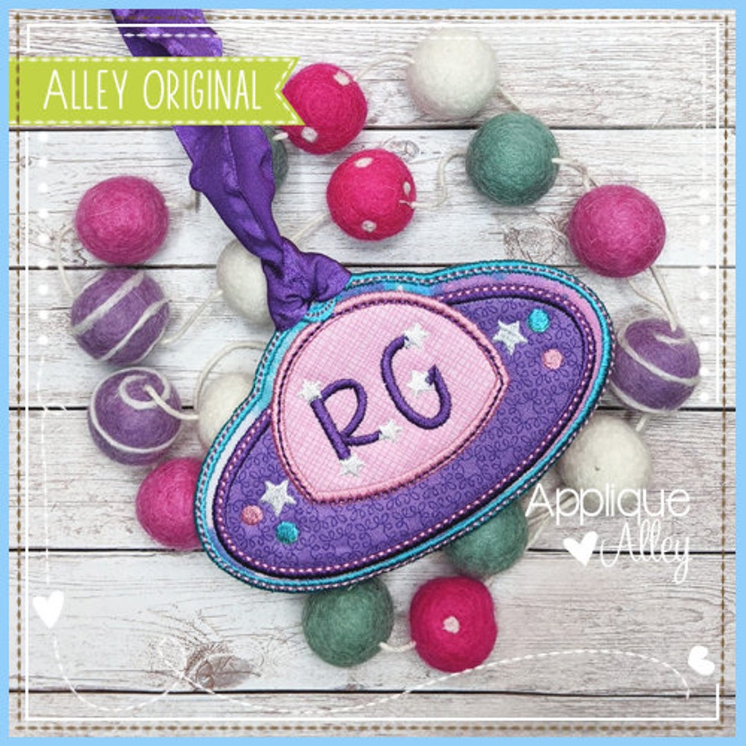 Space Ship Bag Tag for Baskets, Gifts, Etc - in the Hoop - Digital ...