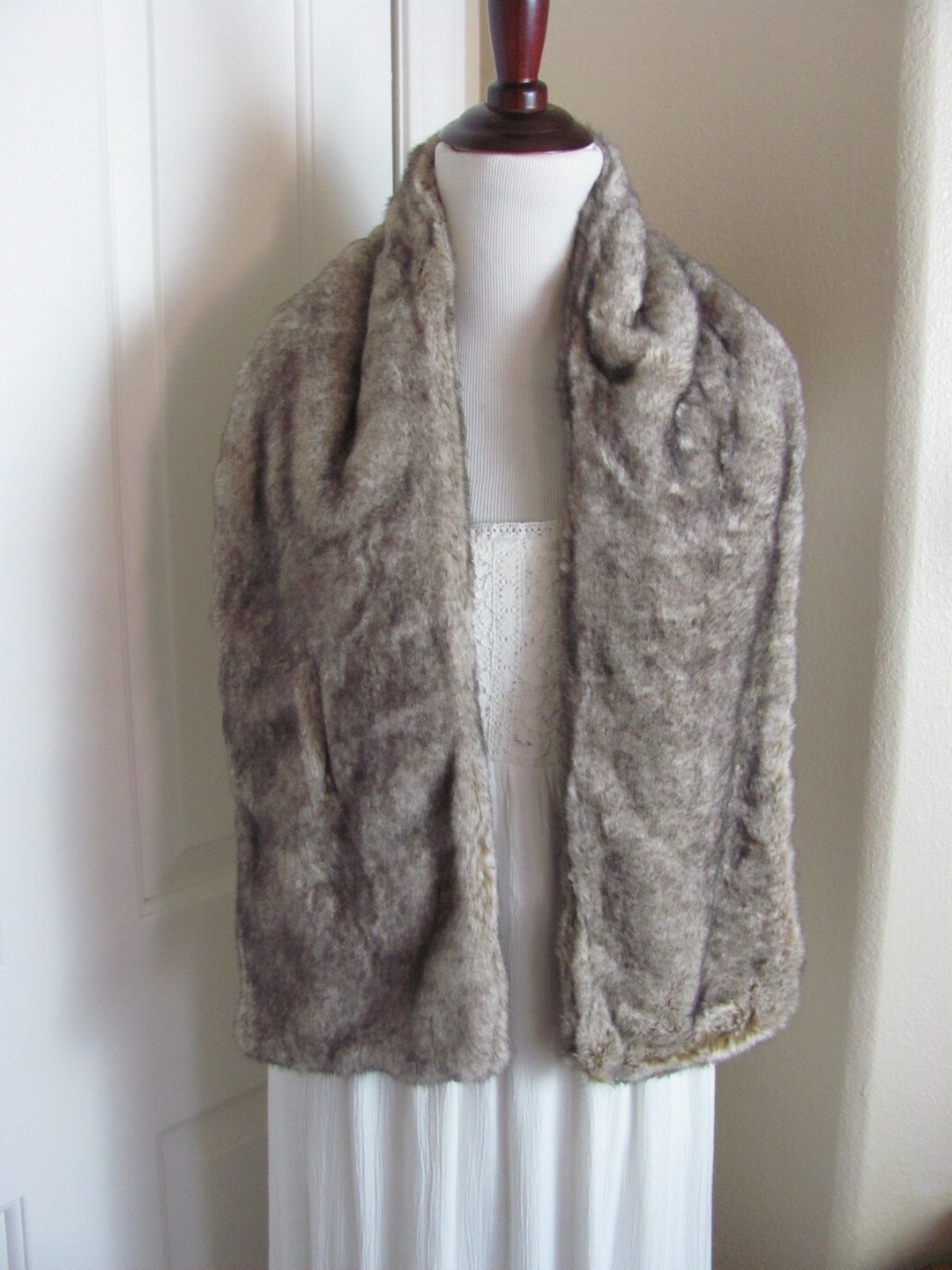 SALE!!! Super Thick Soft Fuzzy Fur Collar Scarf - 8" X 50" Long // 1000 ...