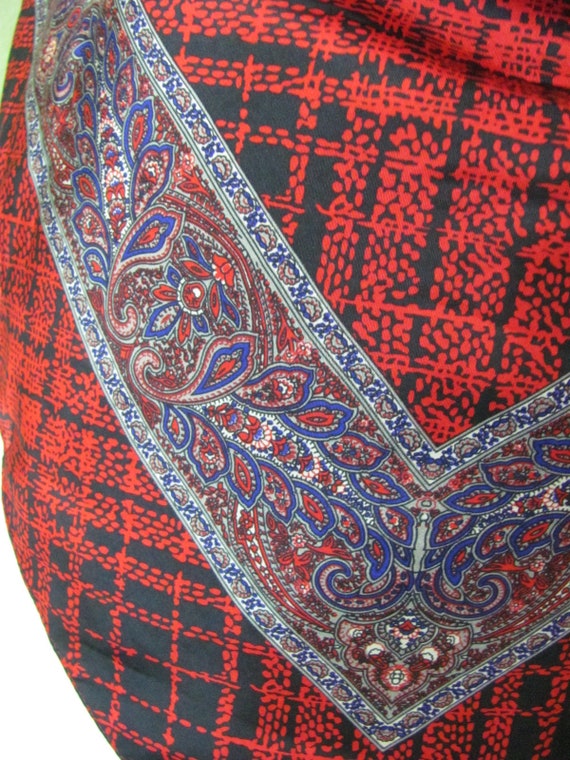 Lovely Black Red Silk Scarf 29 Inch 74cm Square Best of the Best 1000 Designer Silk Vintage Scarves