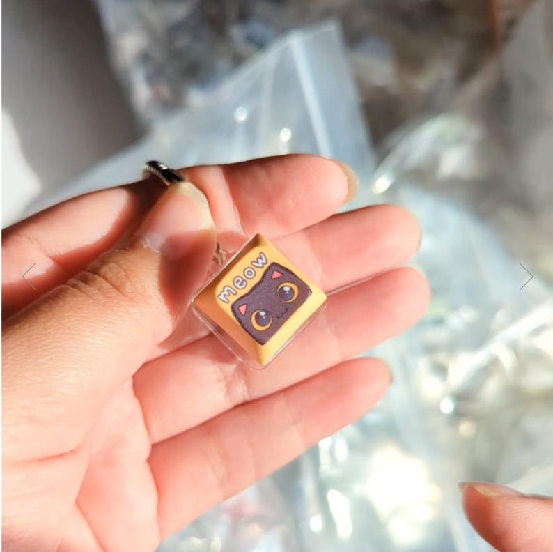 Clicky Key Cap Keychains - Etsy