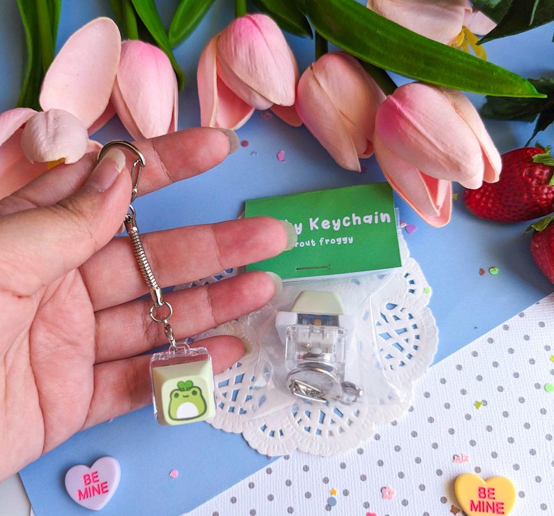 Clicky Key Cap Keychains - Etsy