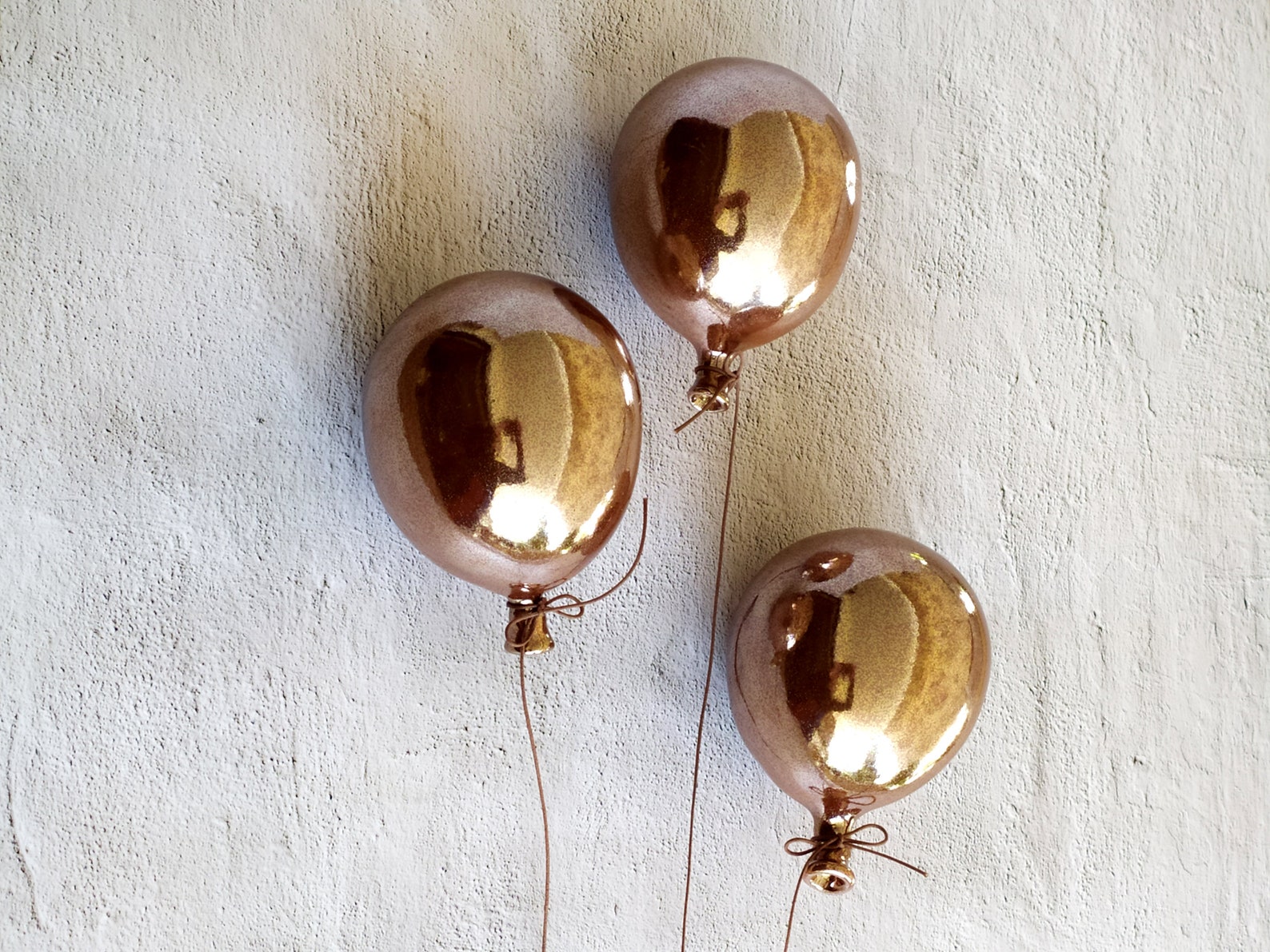 Ceramic Balloons, Hanging Wall Art, 3 GOLD Ceramic Balloons 13cm Height ...