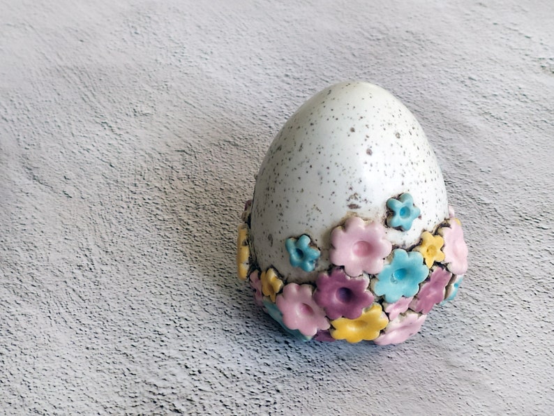 Ceramic Egg With Flowers, Spring Egg, Handmade Ceramic Easter Egg ...