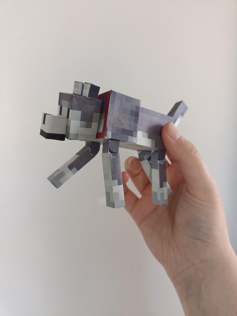 Poseable Ashen Wolf Papercraft – With Tutorial Video– Minecraft Digital ...