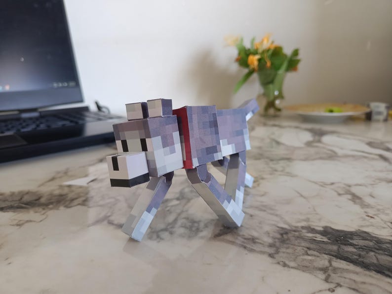Poseable Ashen Wolf Papercraft – With Tutorial Video– Minecraft Digital ...
