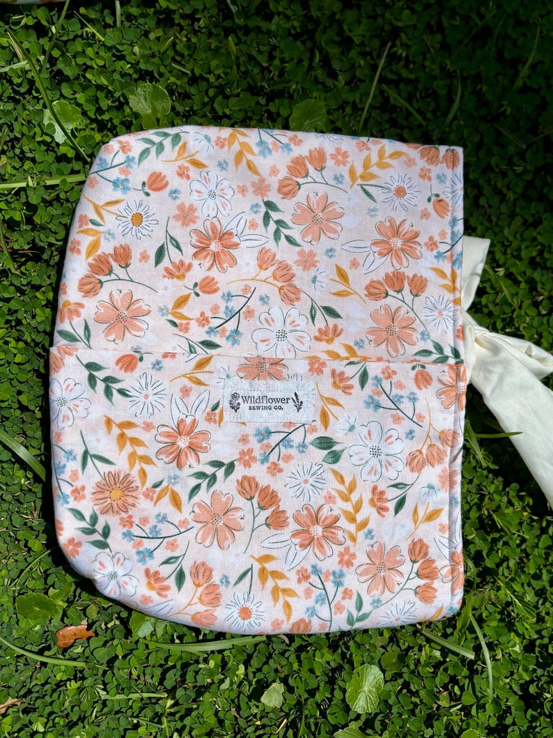 Handmade Fabric Bible Sleeve: Quilted Floral Fabrics - Etsy