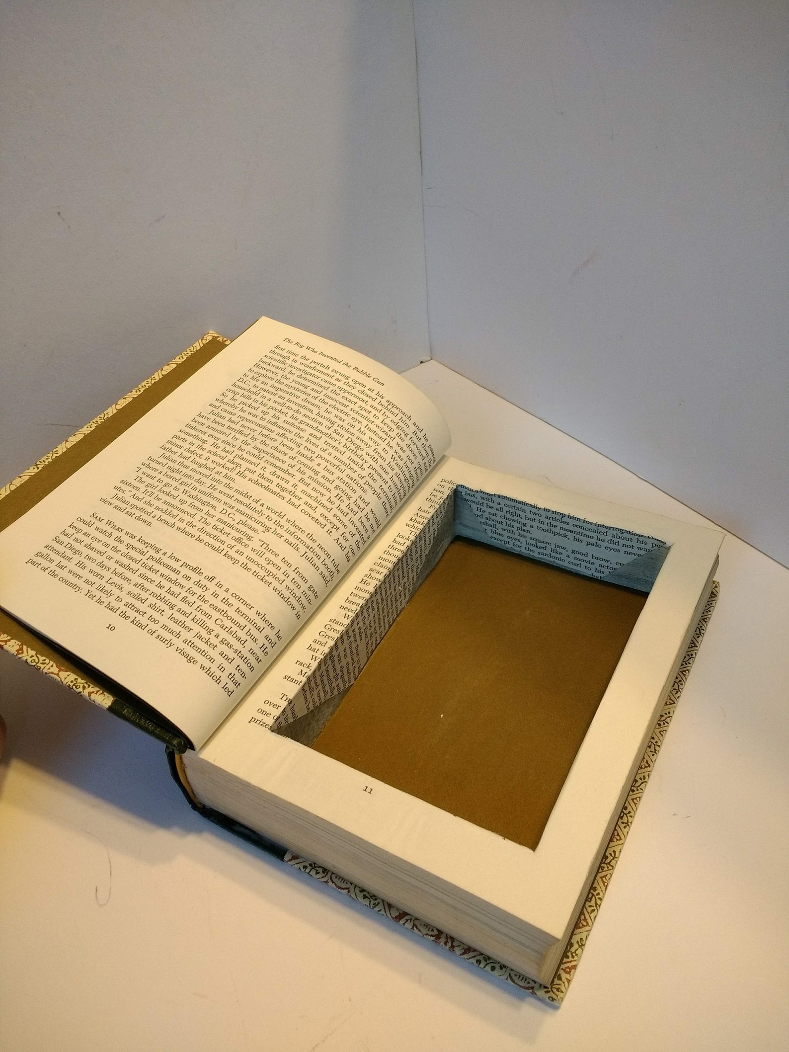 Hollow Book Safes Made From Vintage Reader's Digest Books, Book Lover ...