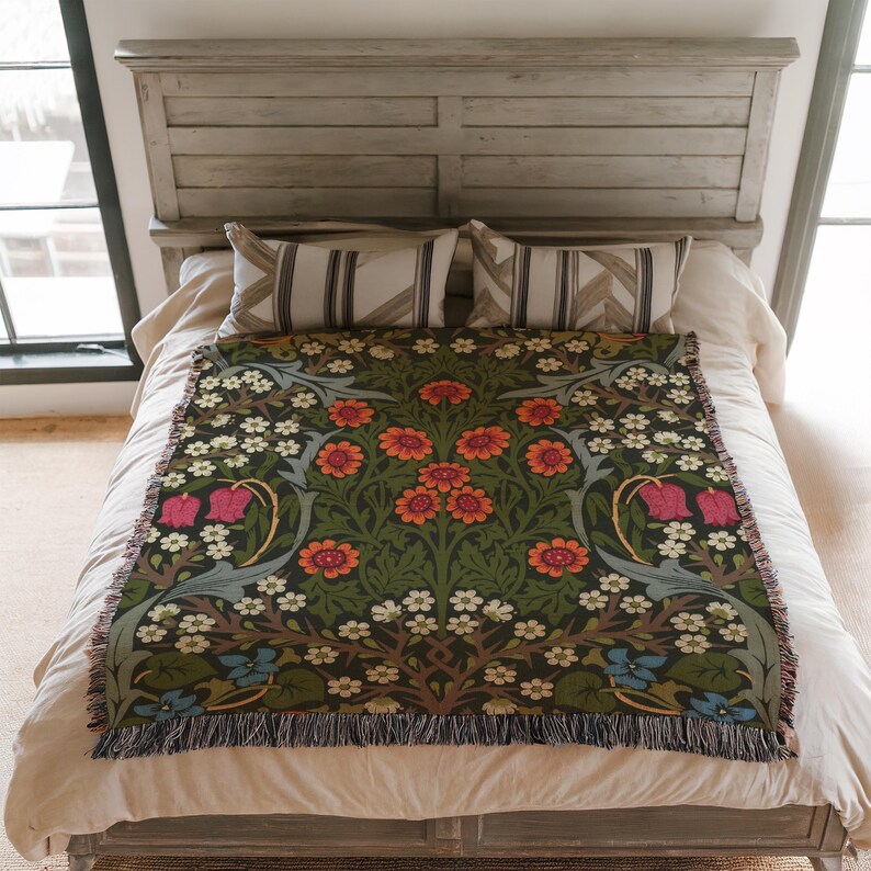 Blackthorn Botanical Woven Blanket | William Morris Style Hedge Pattern ...