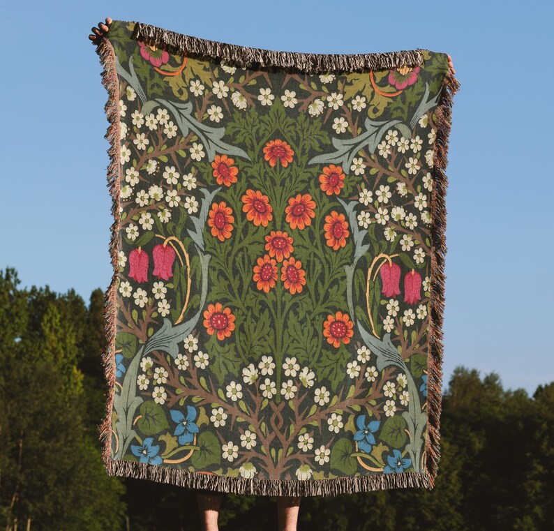Blackthorn Botanical Woven Blanket | William Morris Style Hedge Pattern ...