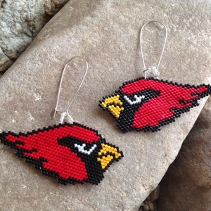 Beaded Cardinal Bird Earrings - Etsy
