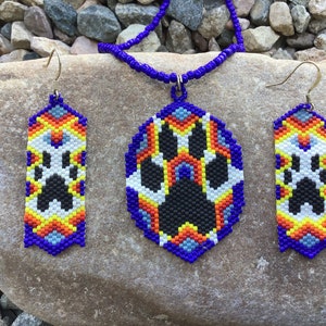 Native Colors Paw Beaded Necklace - Etsy