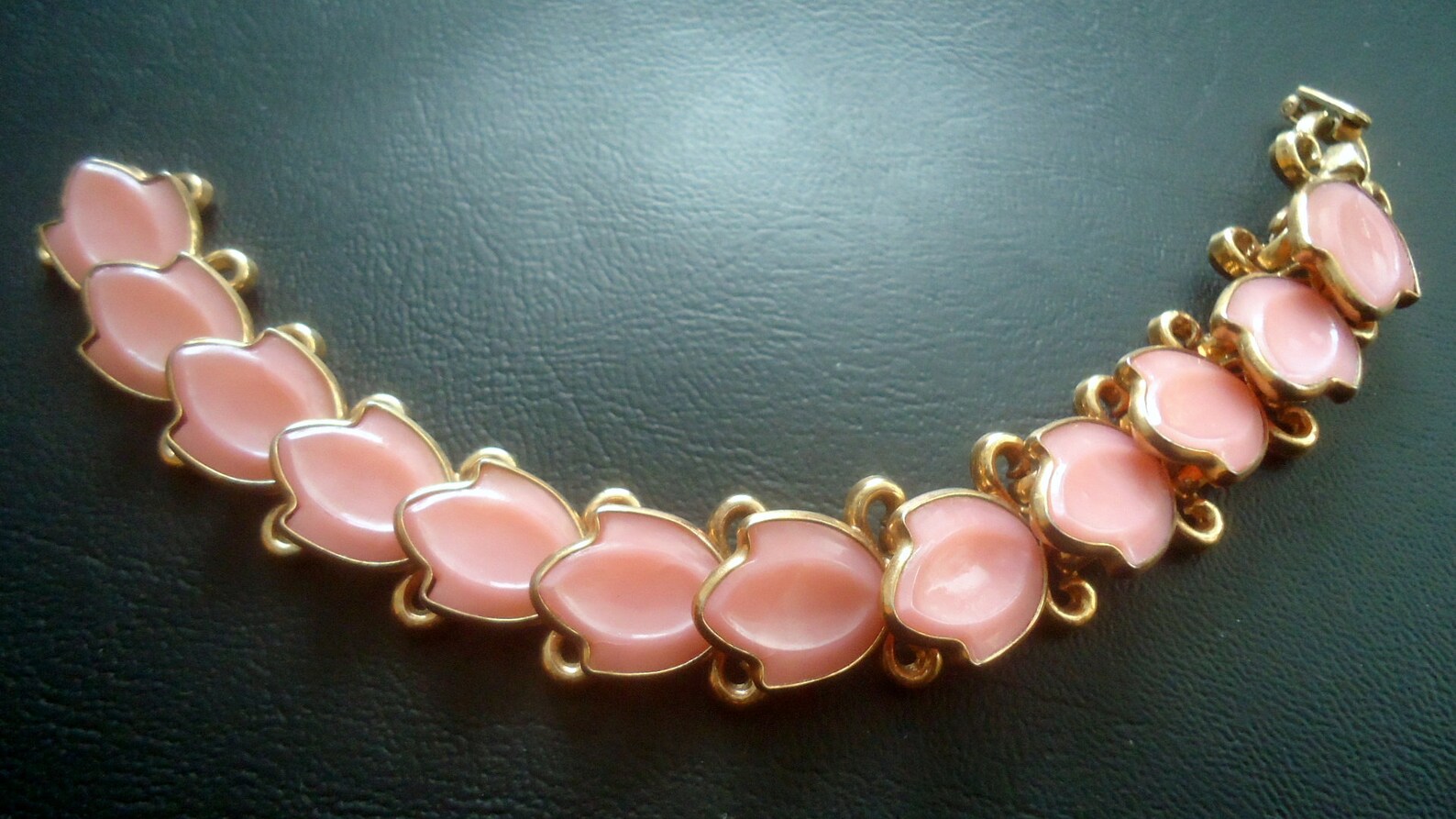 Trifari Crown Signed Alfred Philippe Dogwood Poured Molded Glass Cotton Candy Pink Necklace ...