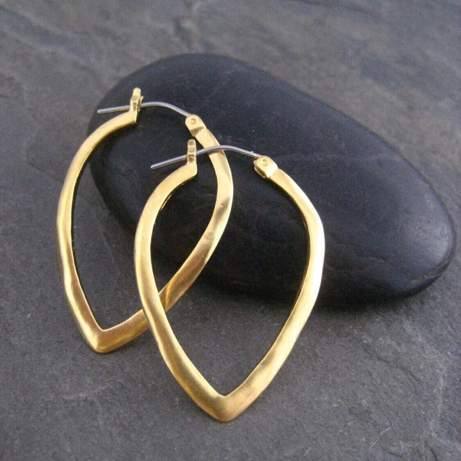 Rounded V- Shaped Hoops, Wavy Shape, Simple Satin Gold or Oxidized ...