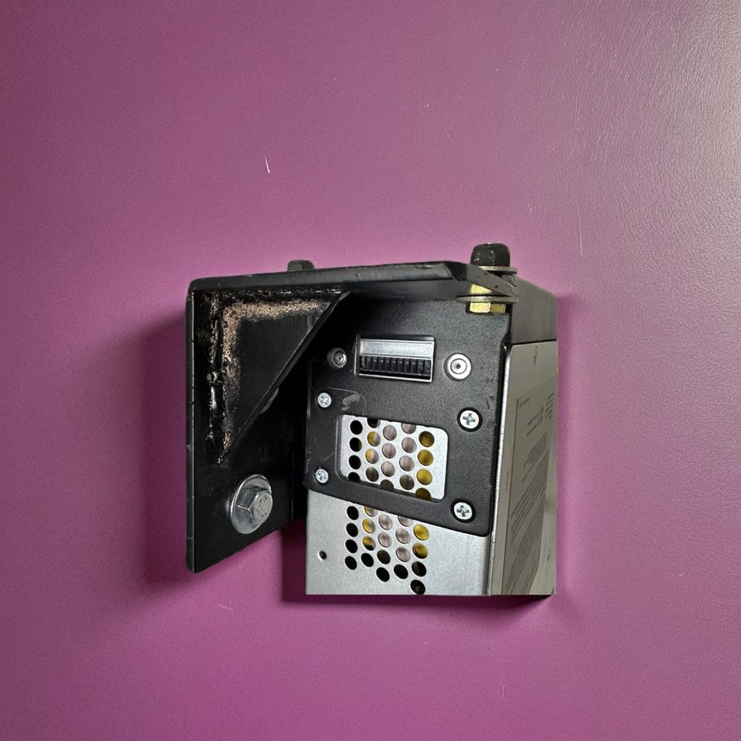 4U Vertical UPS Wall Mount Bracket | Powder-coated Steel | Heavy-duty ...