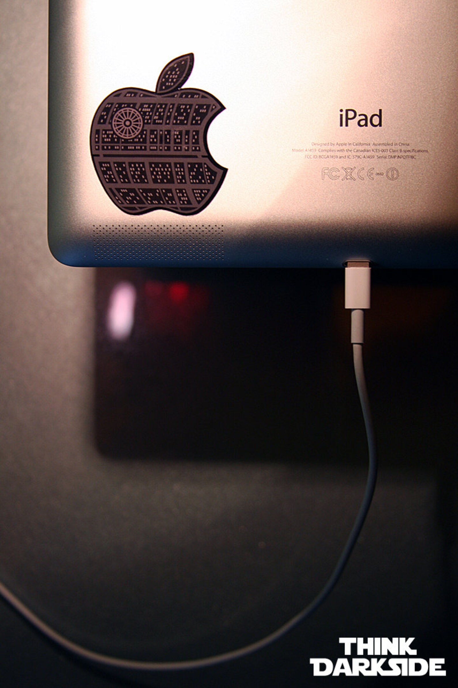 Think Dark Side - Star Wars / Mac Logo Mash-up MacBook iPhone Custom ...