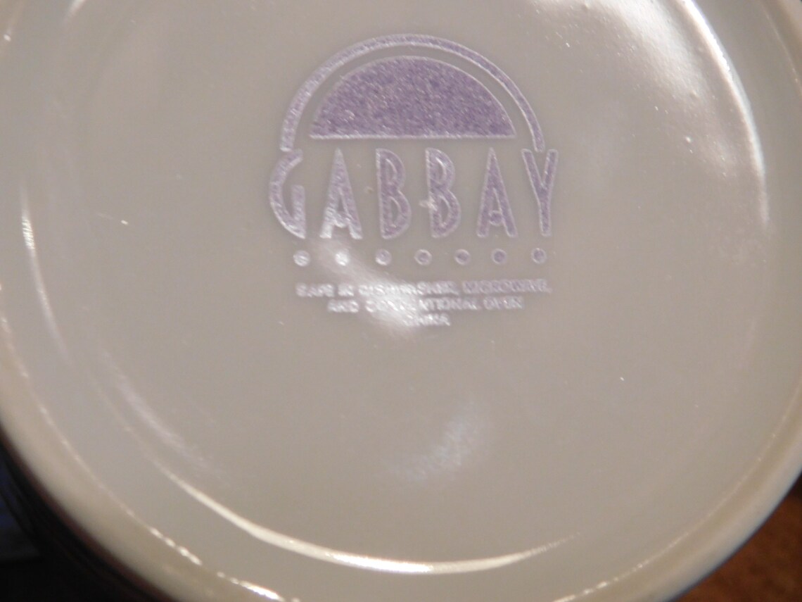 Vintage Gabbay China Mugs With Gold Leaf Design. Bone China Gold Veins ...