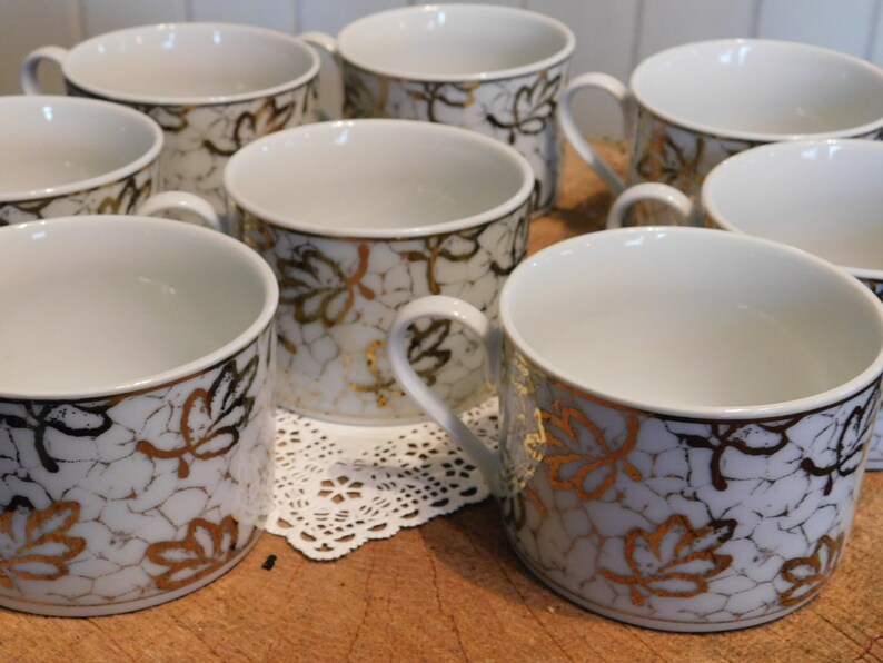 Vintage Gabbay China Mugs With Gold Leaf Design. Bone China Gold Veins ...
